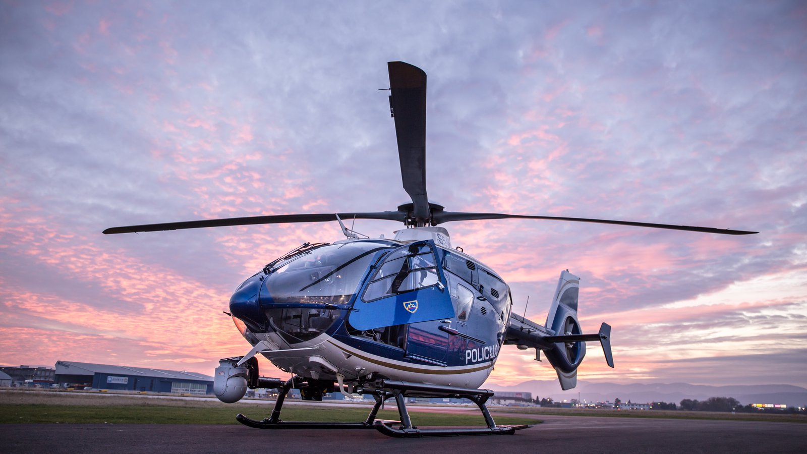 EC135 - Slovenian Police | Airborne